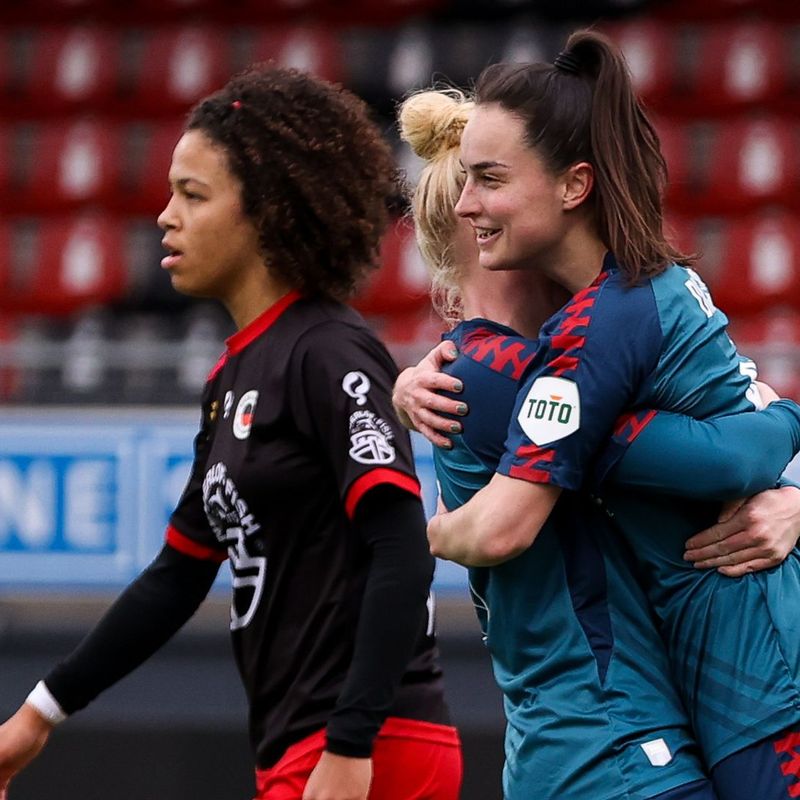 FC Twente Vrouwen maakt er 'slechts' drie bij hekkensluiter, maar vervolgt zegereeks wel - Oost