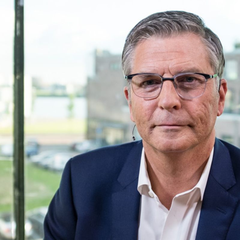 Jeugdspeler Summerville tekent eerste contract bij Feyenoord - Rijnmond Jeugdspeler Summerville tekent eerste contract bij Feyenoord - Rijnmond