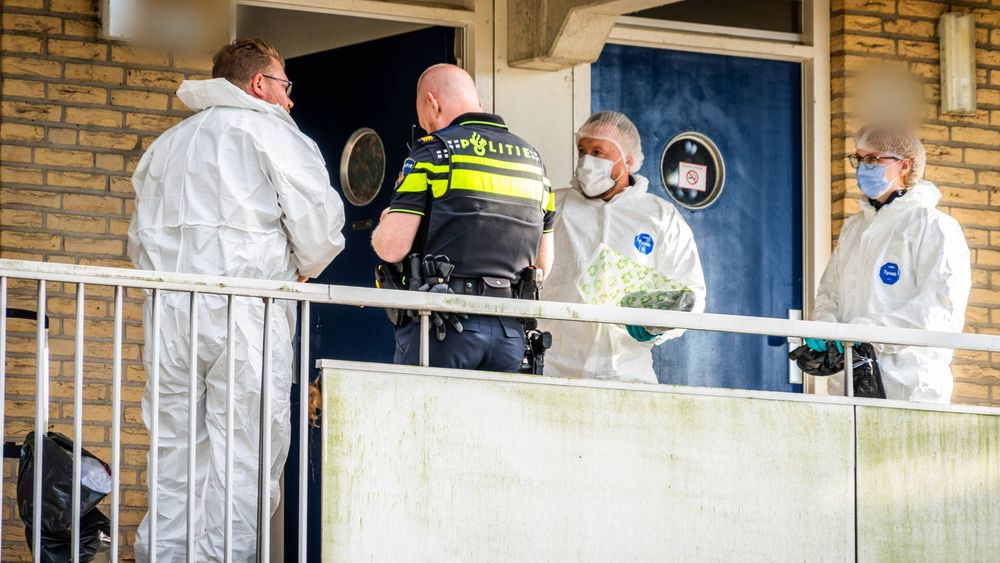Politie deelt meer informatie na vondst dode in Arnhem - Omroep Gelderland