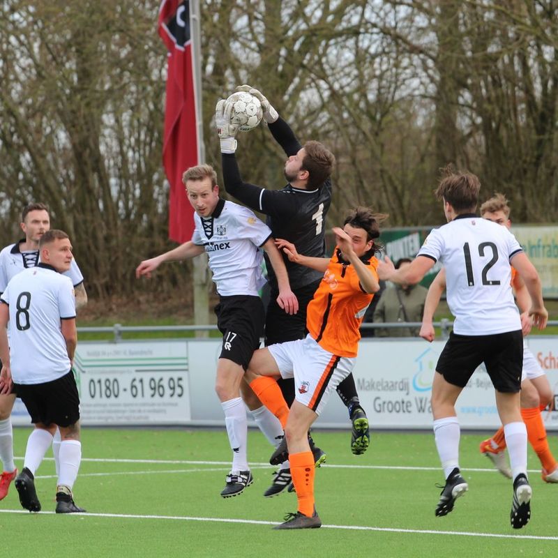 Terneuzense Boys is heer en meester op bezoek bij SHO - Omroep Zeeland
