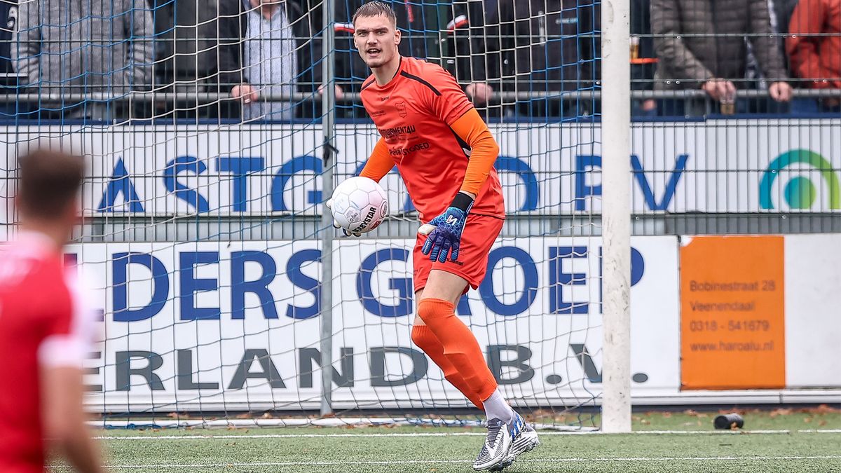 GVVV-doelman Van Kouwen schlemiel van de dag, IJsselmeervogels laat ...