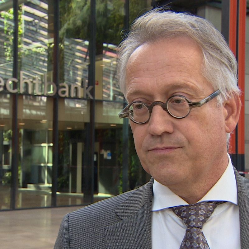 De hoogste baas van het OM in Rotterdam - Hugo Hillenaar - over de ...