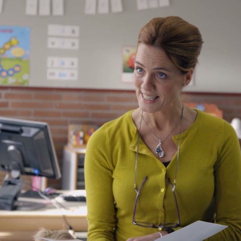 Ilse Warringa uit Dalfsen is als 'juf Ank' in De Luizenmoeder onze ...