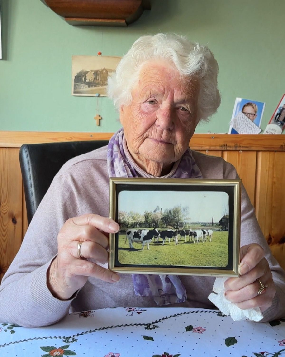 Mevrouw Boekhout moest na 93 jaar haar huis uit, zes weken later ...