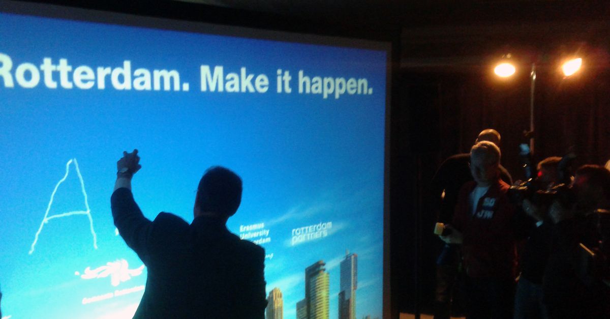 Hilariteit rondom Tena Lady-slogan Rotterdam - Rijnmond