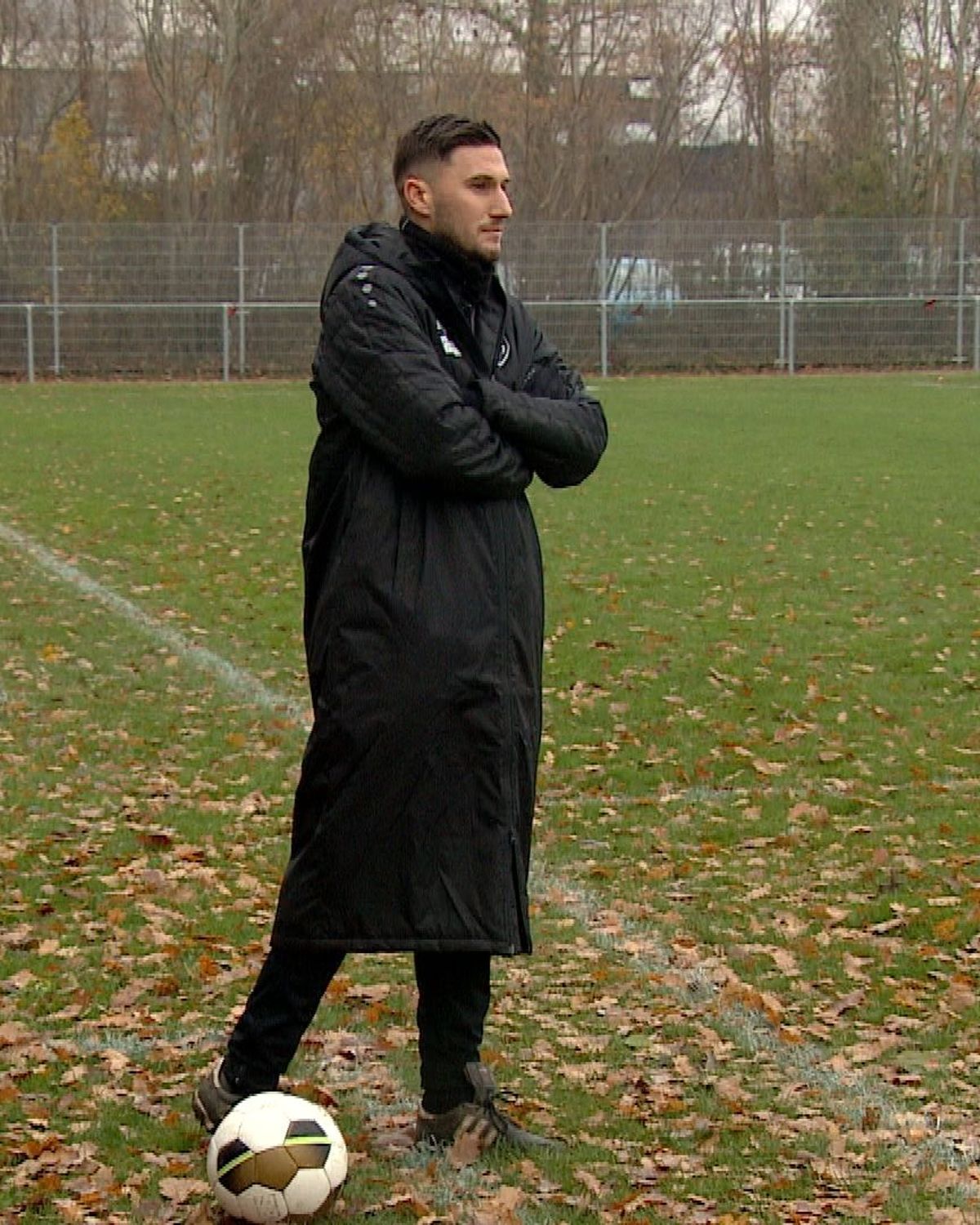 Voetballer Fabian Wilson bloeit op als trainer: 'Het is aan mij om deze ...
