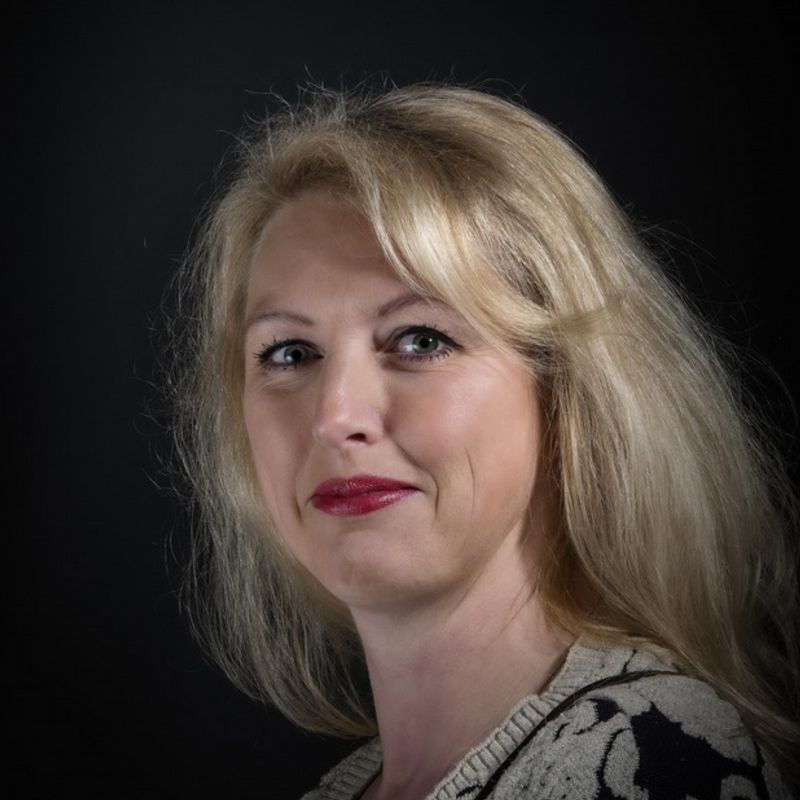 VIDEO: Portret van raadslid Simone de Boer (PvdB) - Omroep Gelderland