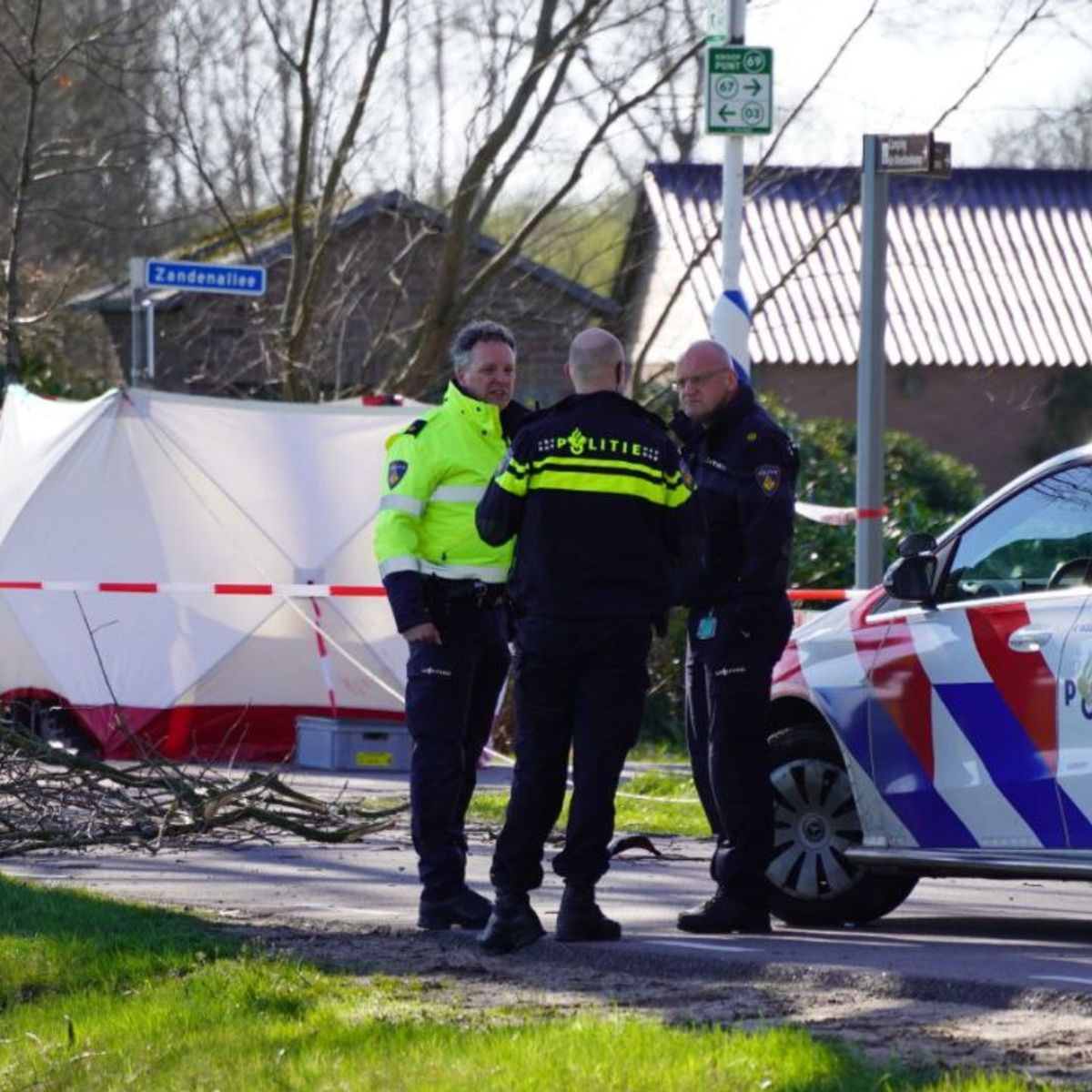Utrechtse parachutist (49) overleden na sprong in Gelderse Teuge: 'Het ...