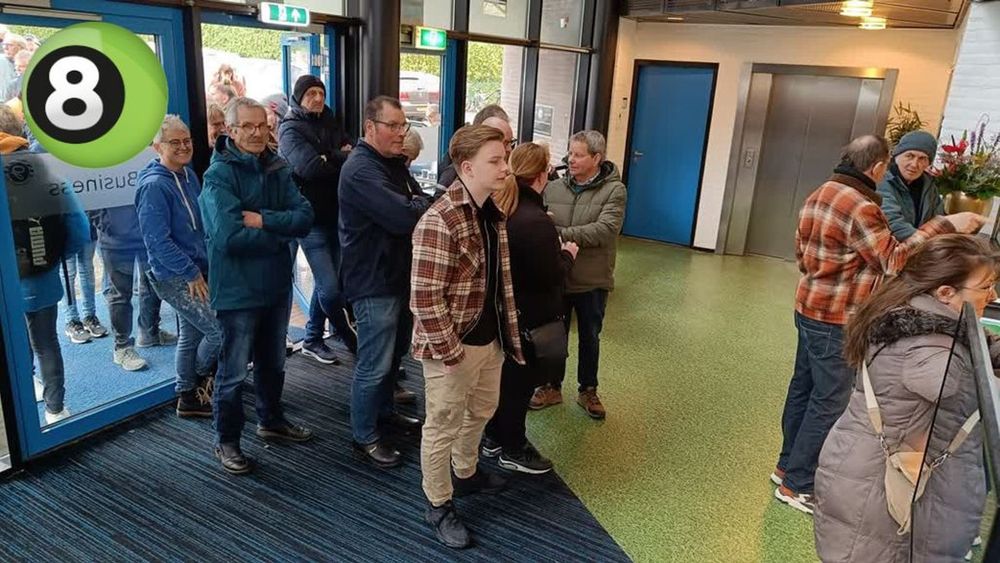 Stormloop op kaarten voor bekerwedstrijd De Graafschap-Ajax - Omroep Gelderland