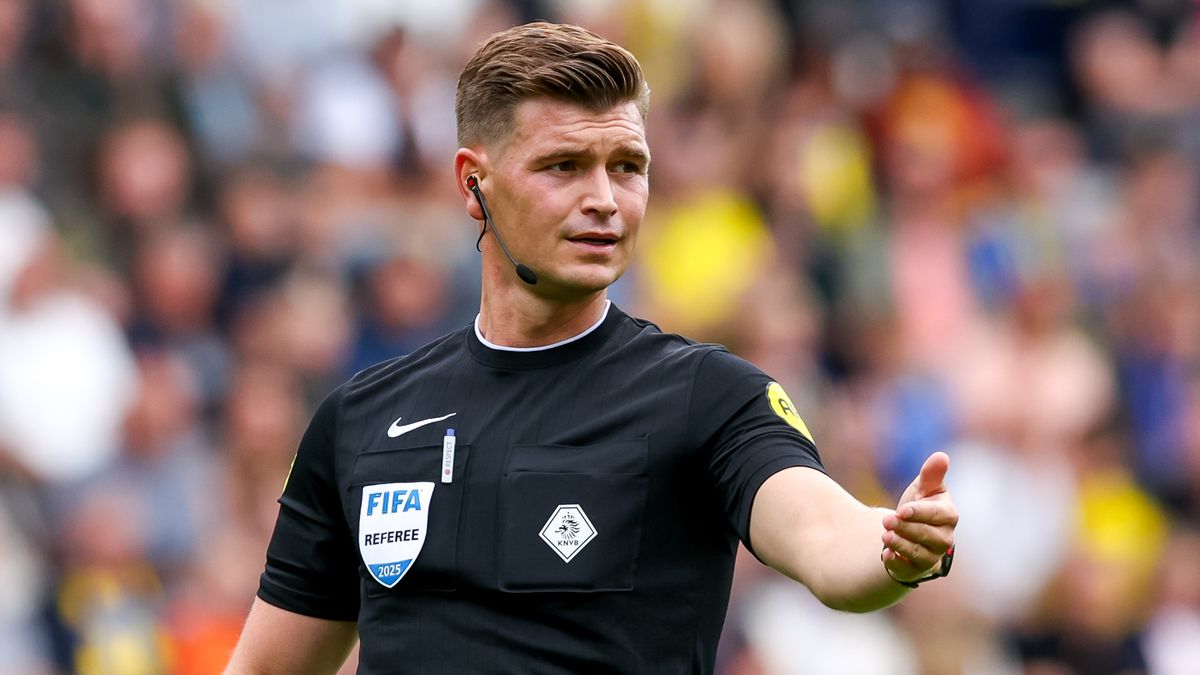 Joey Kooij leidt Johan Cruijff Schaal tussen PSV en Go Ahead Eagles - Oost