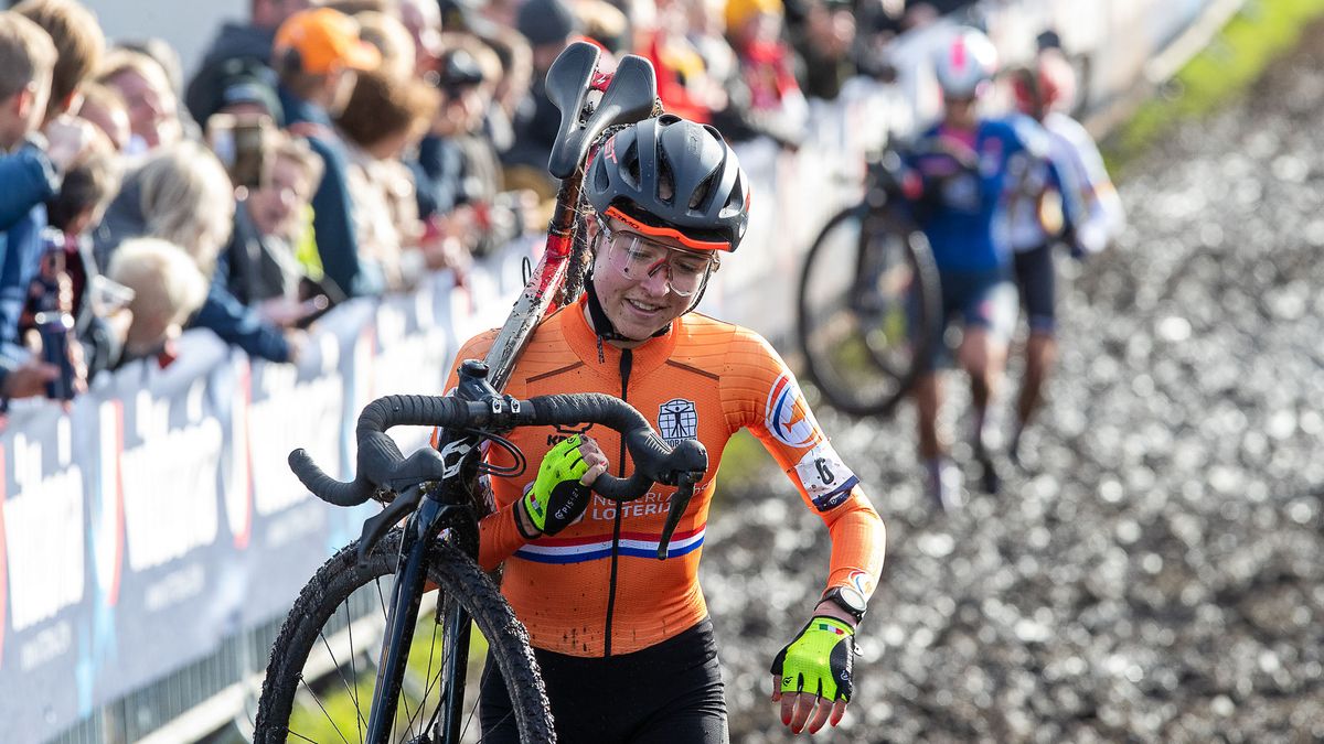 Femke Gort debuteert in wereldbeker veldrijden - L1 Nieuws