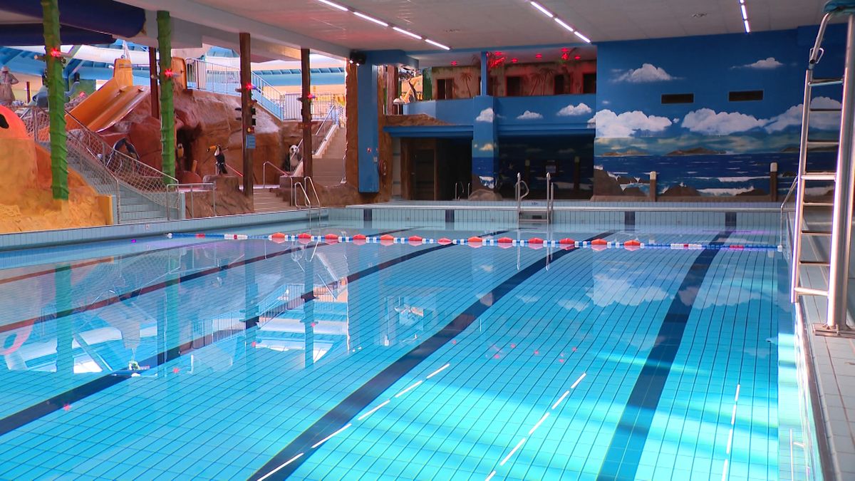 Valkenburg wil tien jaar lang 30.000 euro bijdragen aan zwembad Mosaqua ...