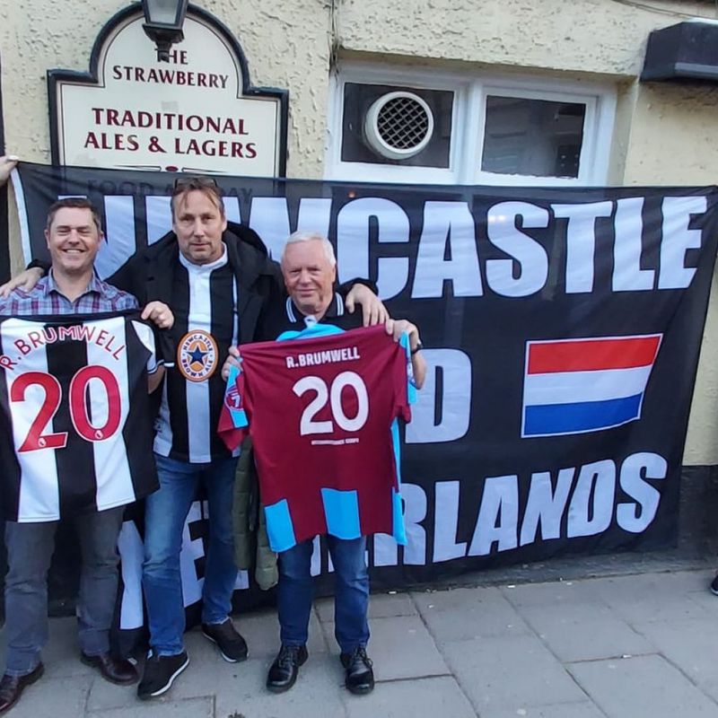 Paul speurt nabestaanden soldaat op vanwege T-shirt - Omroep Gelderland