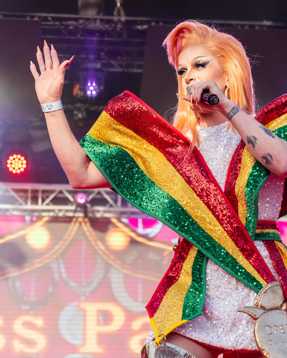 Miss Patty Pam-Pam namens Limburg naar COC Songfestival: 'Mensen zijn ...