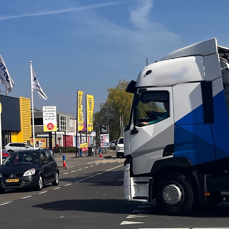 Meer dan 50 meldingen en dodelijk ongeluk, nu gaat maximum snelheid op weg omlaag naar 30 km/u ...