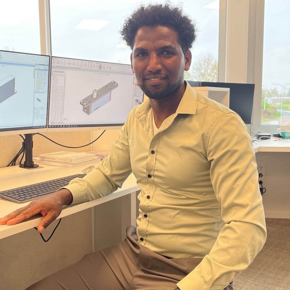 Merhawi vluchtte uit Eritrea en kwam door Hanze-programma snel op ...