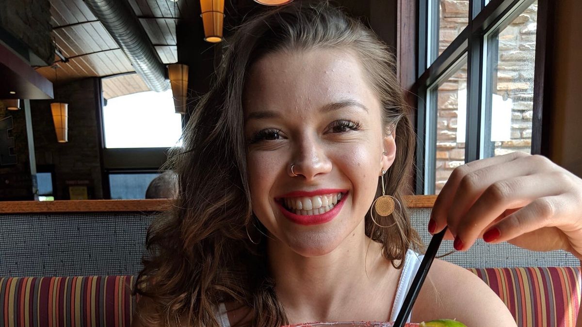 Vermoorde studente Sarah wilde anderen helpen - Rijnmond