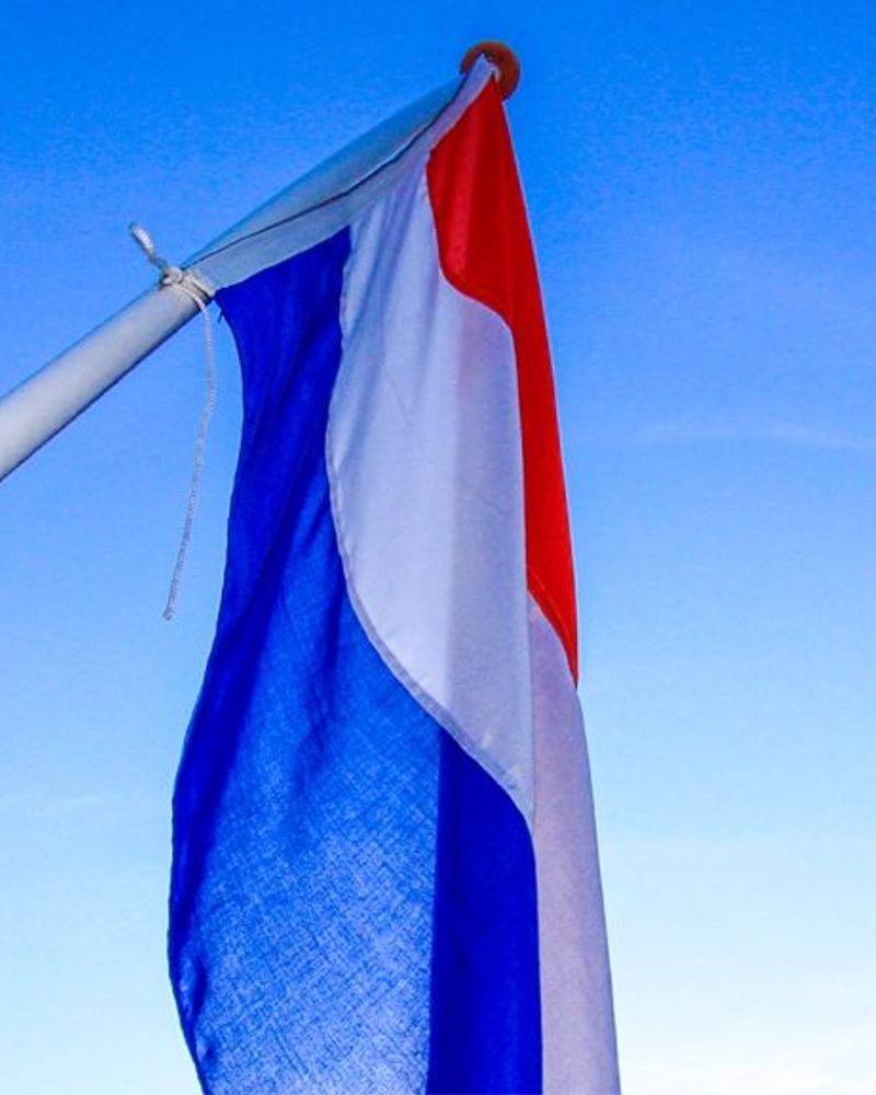 Provincie hijst voortaan vlag op Keti Koti en herdenkt dag ervoor - RTV ...