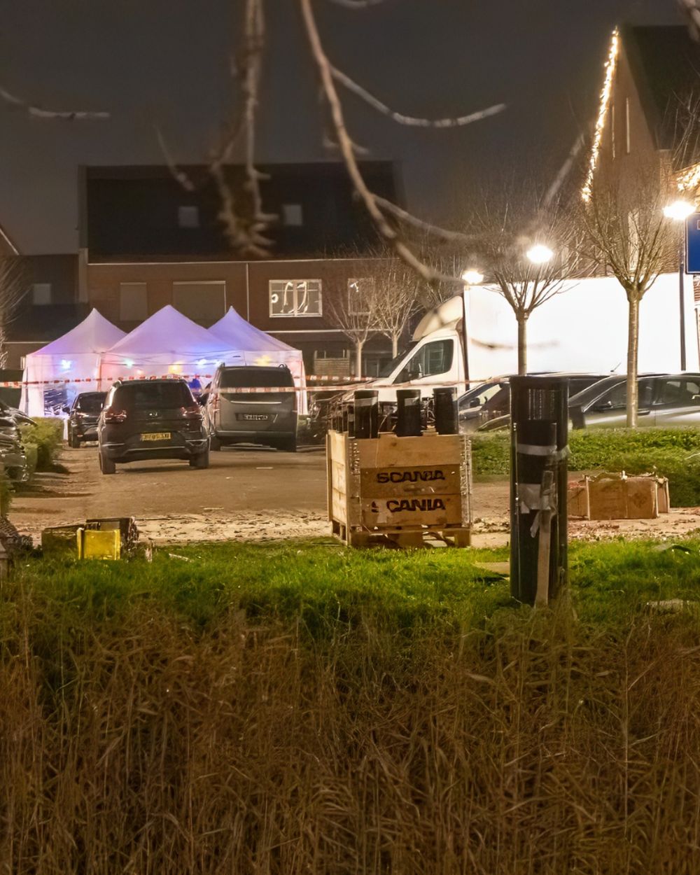 Afzetting in Wilnis om vondst truck met illegaal vuurwerk - RTV Utrecht