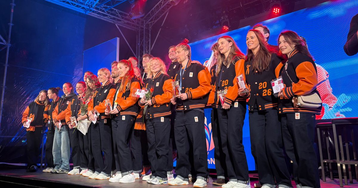 Olympiërs op het podium in Heerenveen: zo verliep de huldiging - Omrop ...