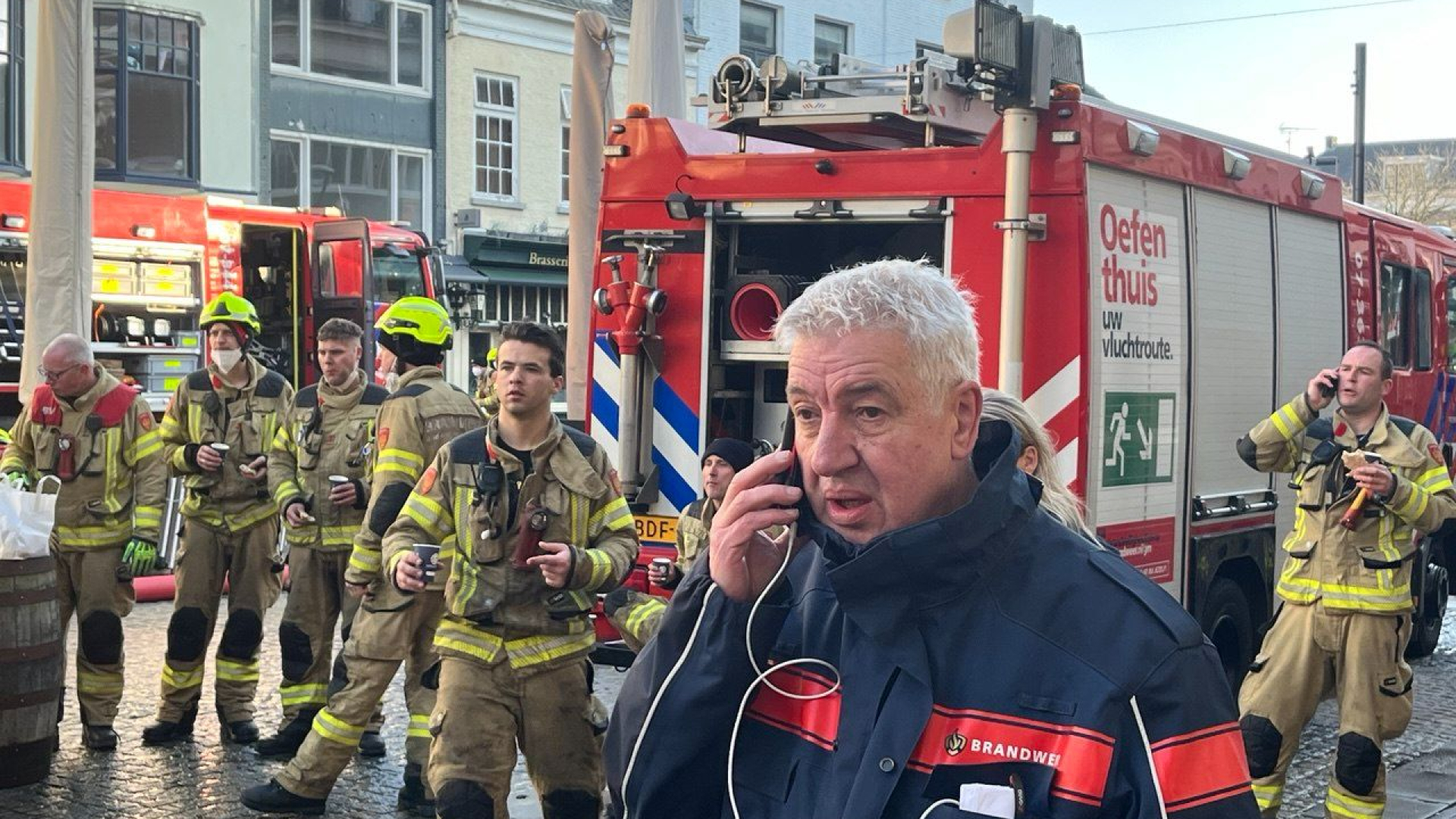 Pand gesloopt na brand Arnhem • 'mobiele post' voor vragen - Omroep ...