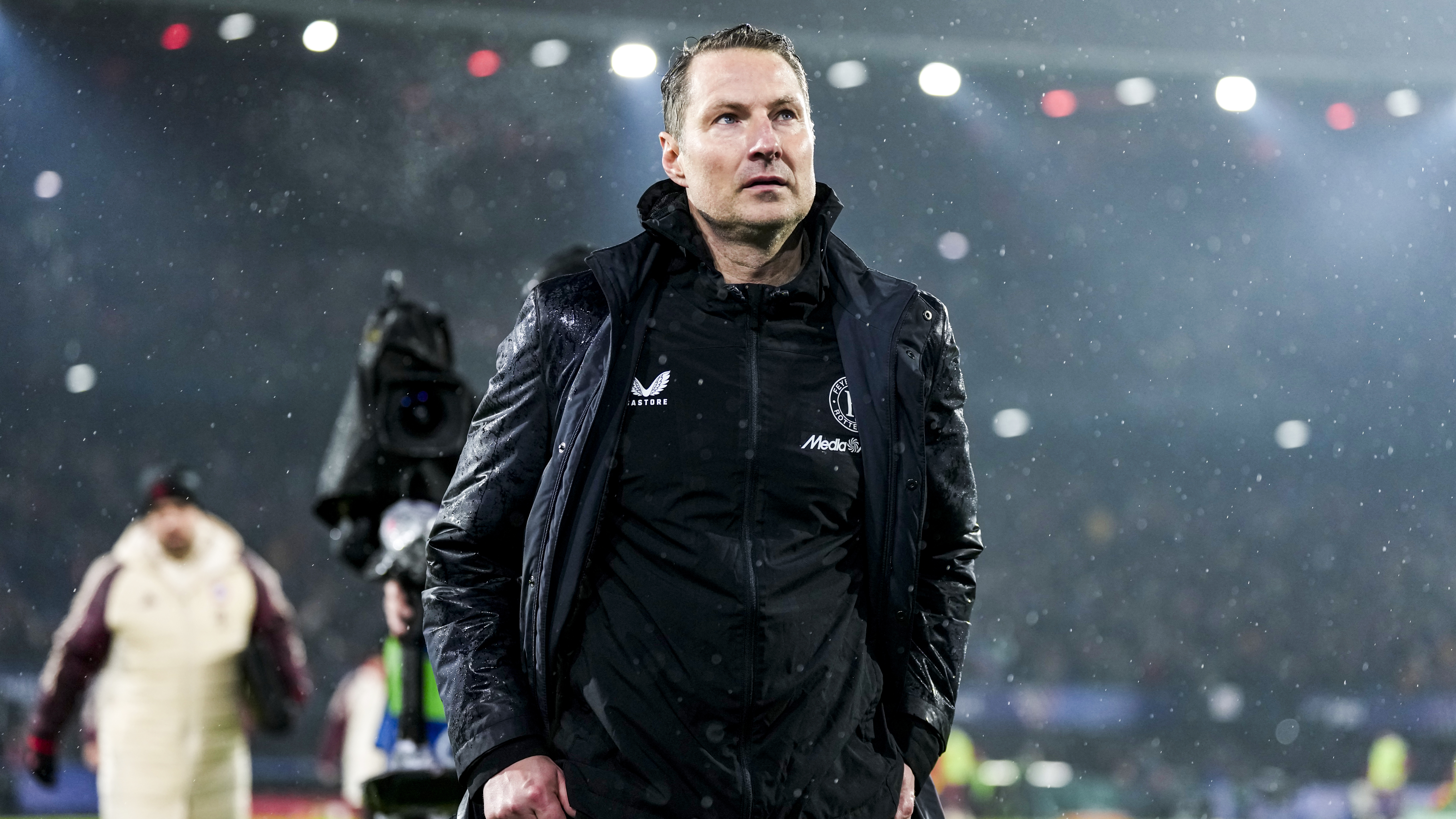 Feyenoord en trainer Brian Priske per direct uit elkaar - Rijnmond