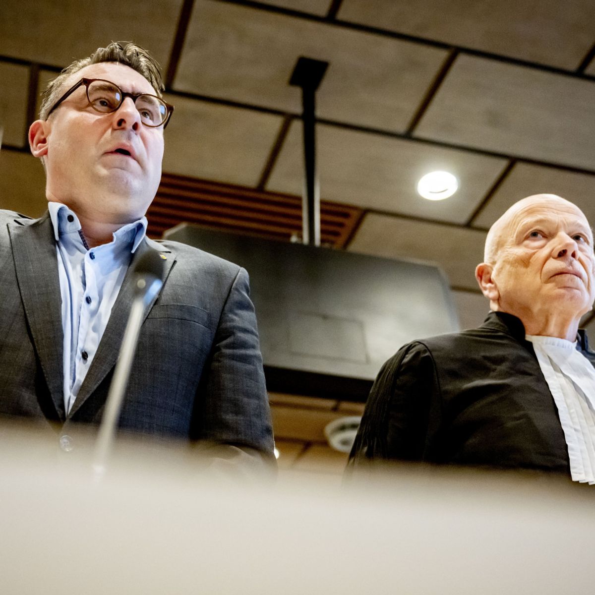 Liveblog | 'Ruzie' tussen Richard de Mos en OM tijdens rechtszaak: 'U criminaliseert alles ...