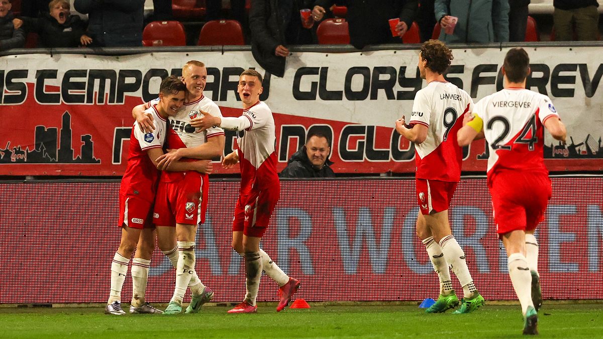 Invallers FC Utrecht doen PEC Zwolle pijn in de tweede helft: 'Een ...