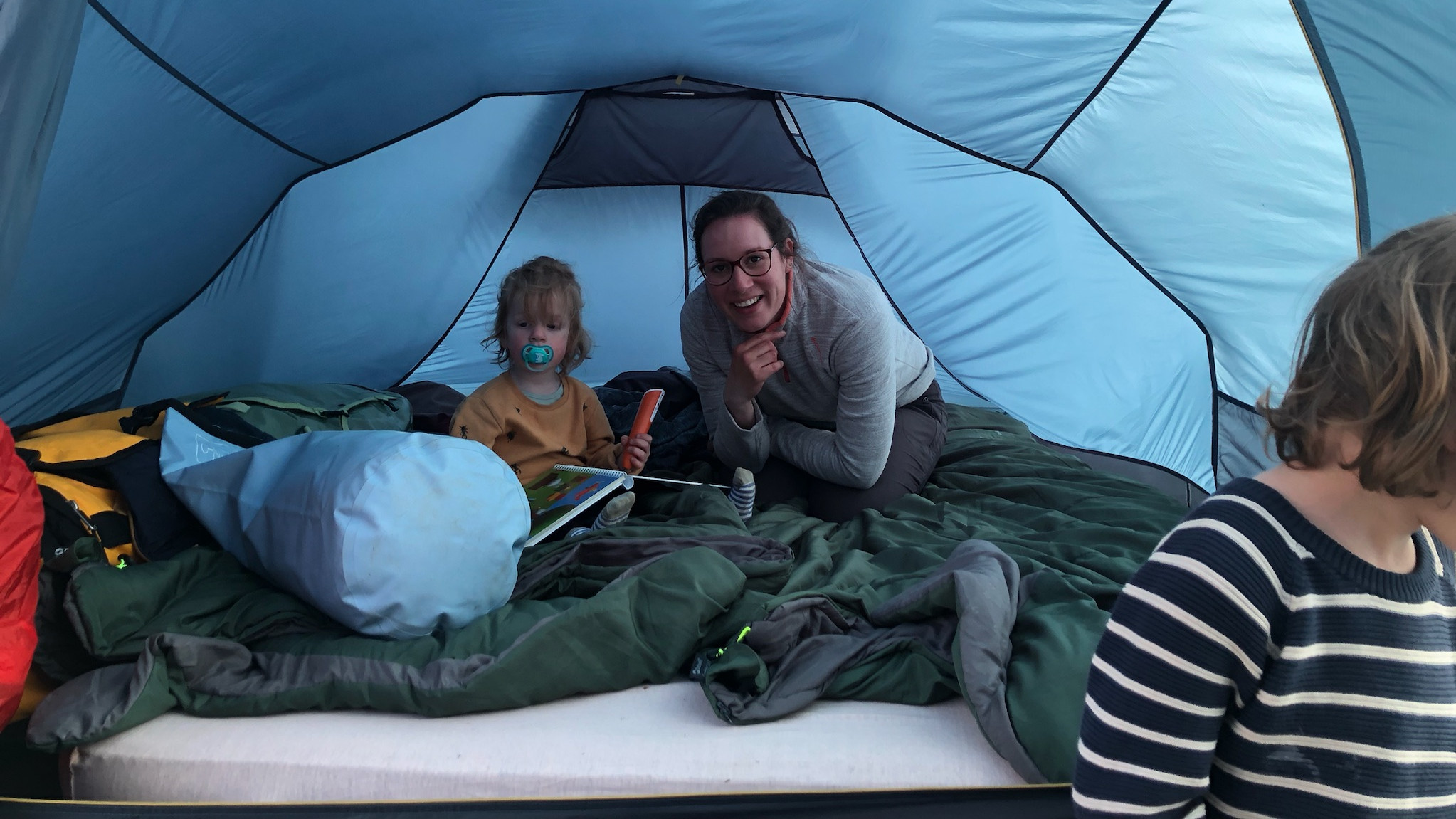 Trappend van Roden naar Rome: Drents gezin weer terug van bakfietsvakantie - RTV Drenthe