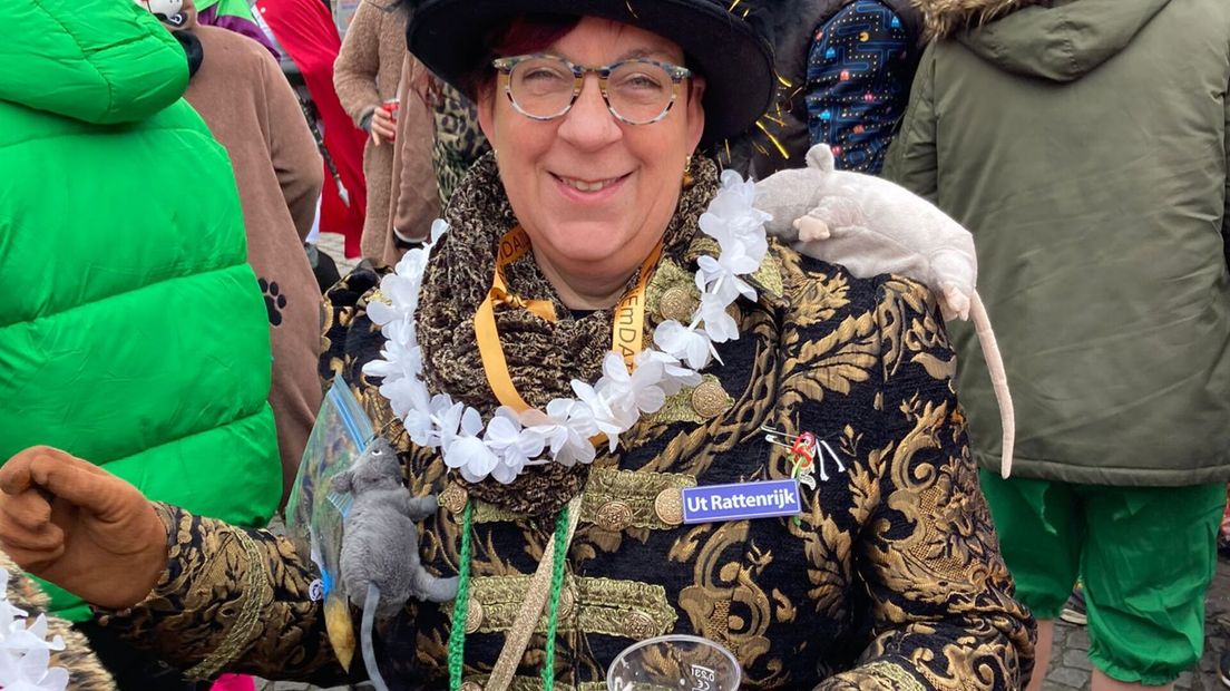 Carnaval in Hulst: hoempapa én house - Omroep Zeeland