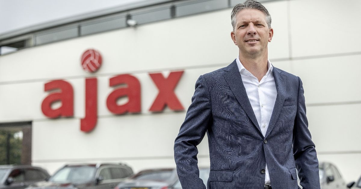 'Groninger Gerry Hamstra vertrekt als technisch manager bij Ajax' - RTV ...