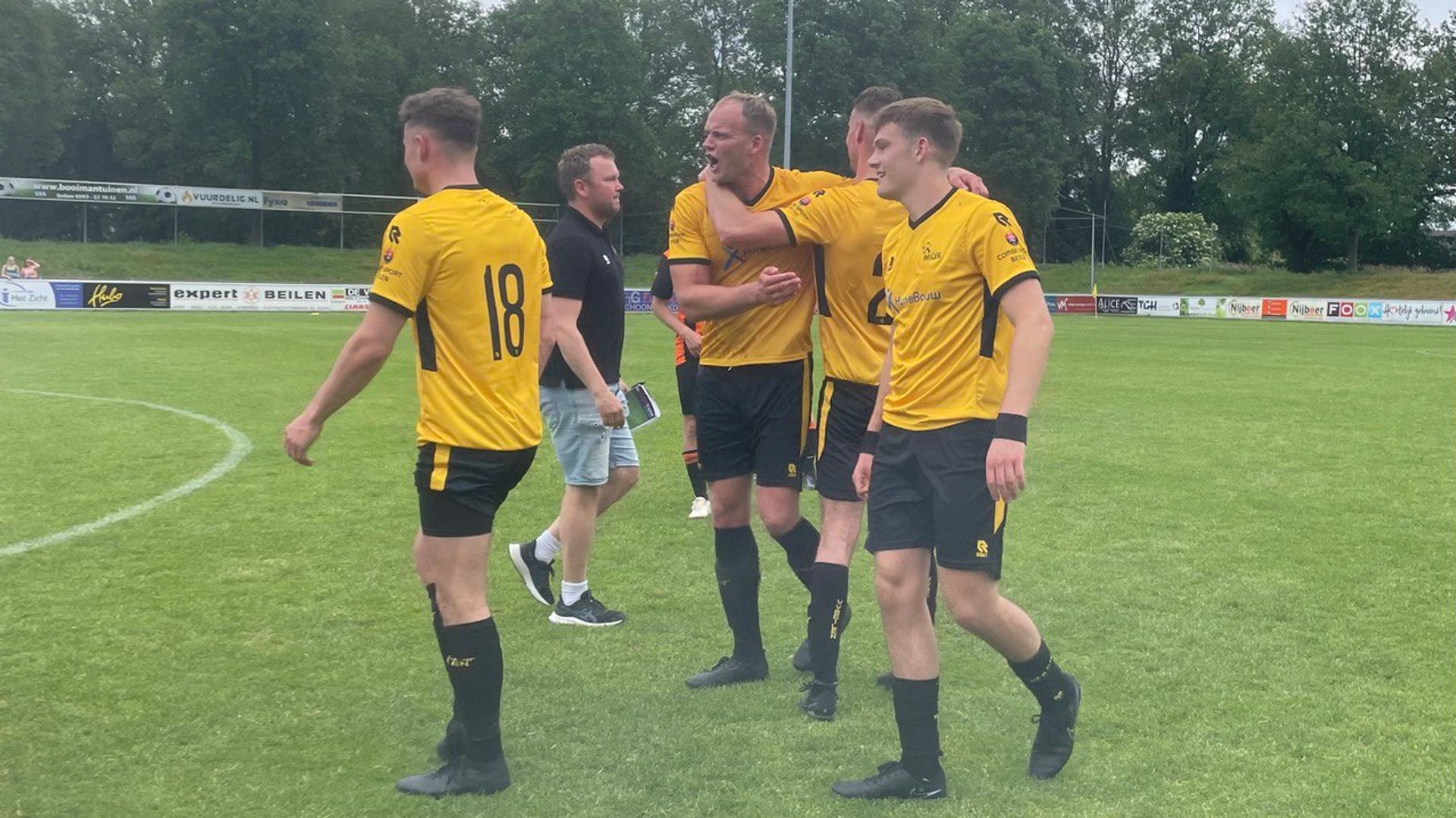 Beilen na knappe eindsprint naar nacompetitie, seizoen Sweel ten einde ...