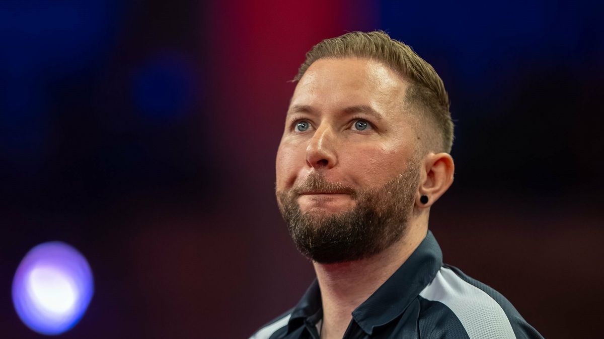 Noppert kânsleas ûnderút yn kwartfinale Flanders Darts Trophy - Omrop ...