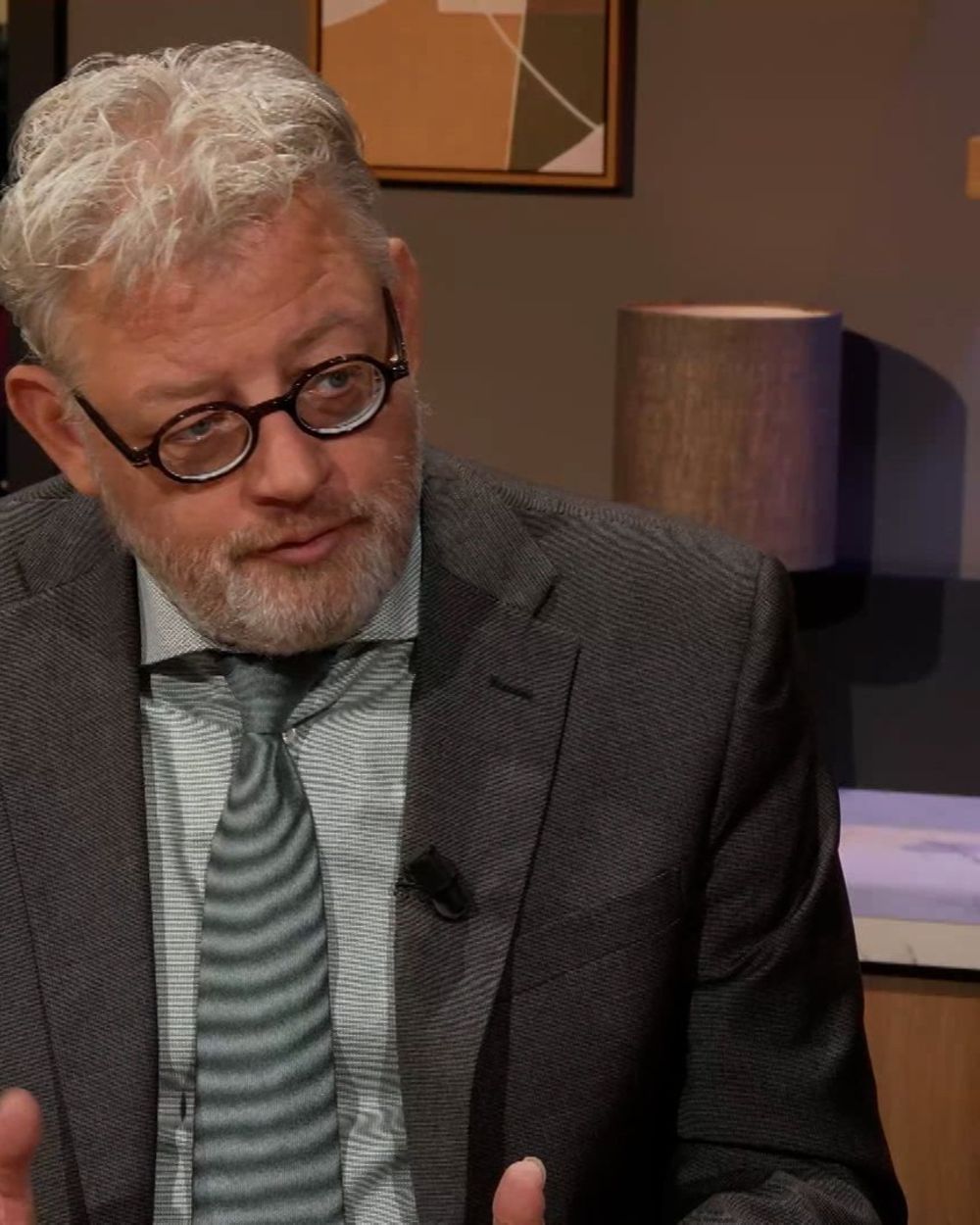 Gedeputeerde tegen Den Haag: 'Niet discussiëren over punten en komma's ...