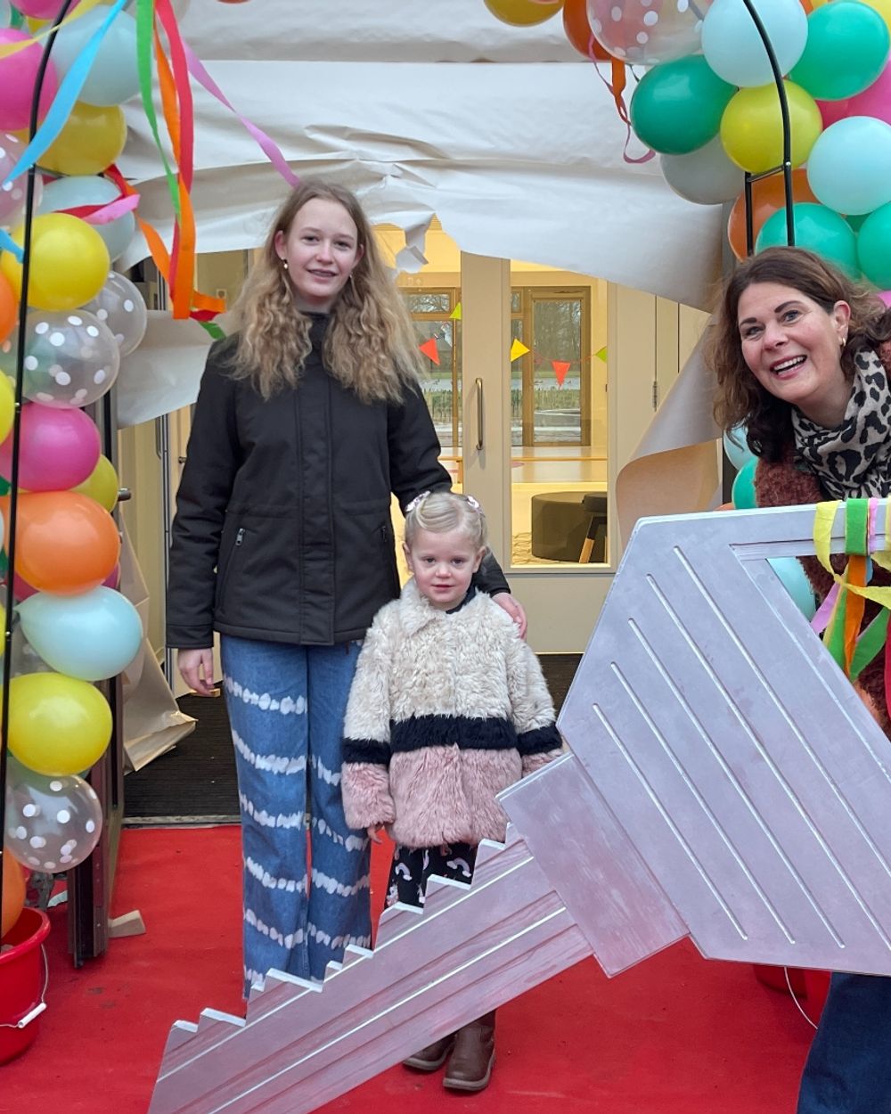 Basisscholen in Warffum gaan samen verder in één gebouw: 'Leuk!' - RTV ...