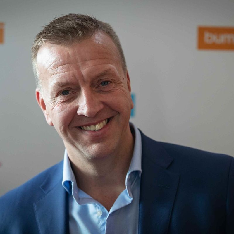 Buma NL Award voor zanger Jannes - RTV Drenthe