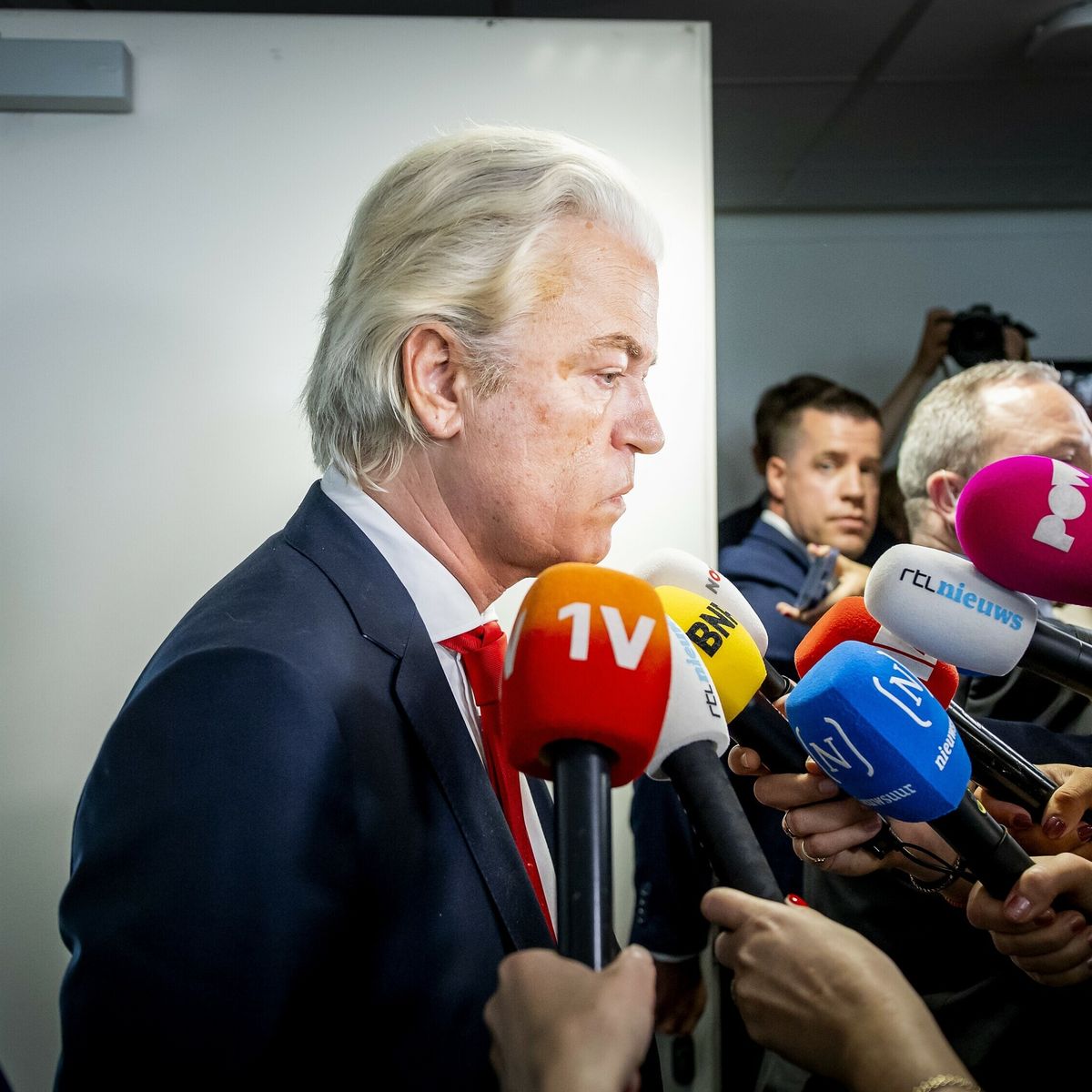 Wat betekent de val van het kabinet voor jou - en voor Drenthe? - RTV Drenthe