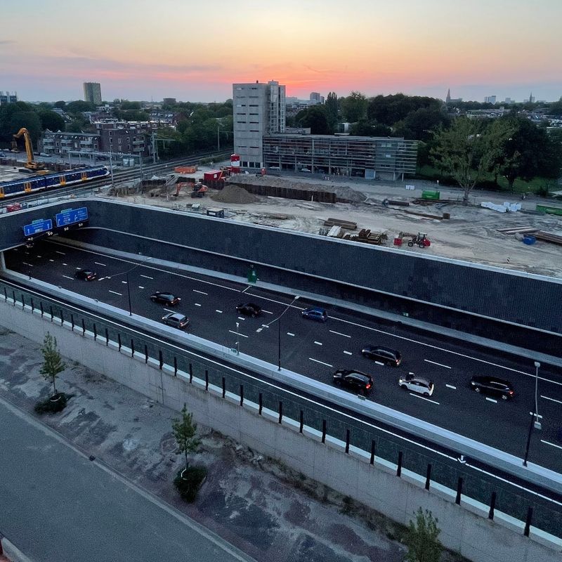 Links of rechts aanhouden op de nieuwe ringweg? Het is even wennen voor ...