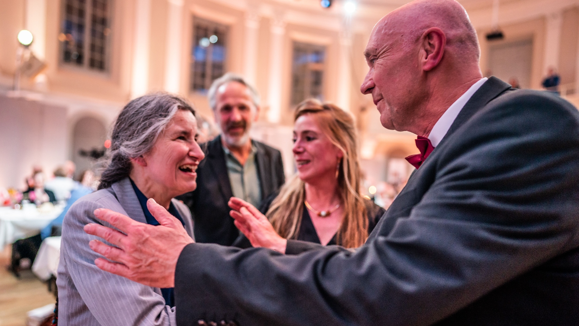 Uitgever Anton Scheepstra over boek Anjet Daanje: 'Ik was niet de enige ...