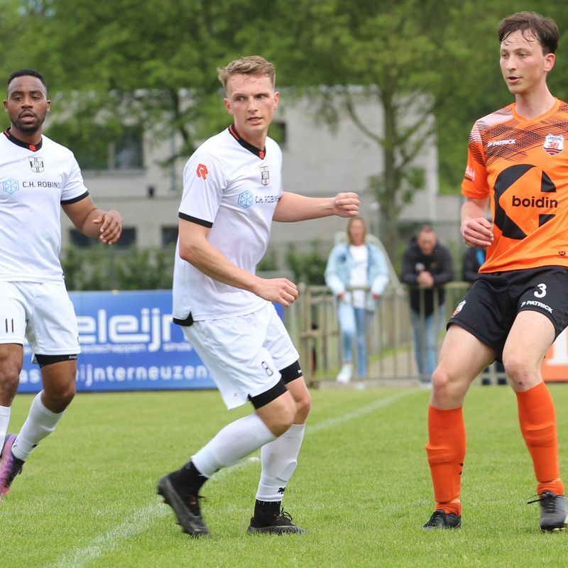 Doek valt voor Terneuzense Boys in 1e klasse na kansloze nederlaag tegen SHO - Omroep Zeeland