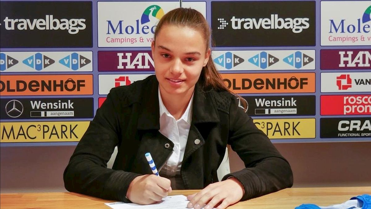 Naomi Hilhorst maakt provinciale overstap van FC Twente naar PEC Zwolle - Oost
