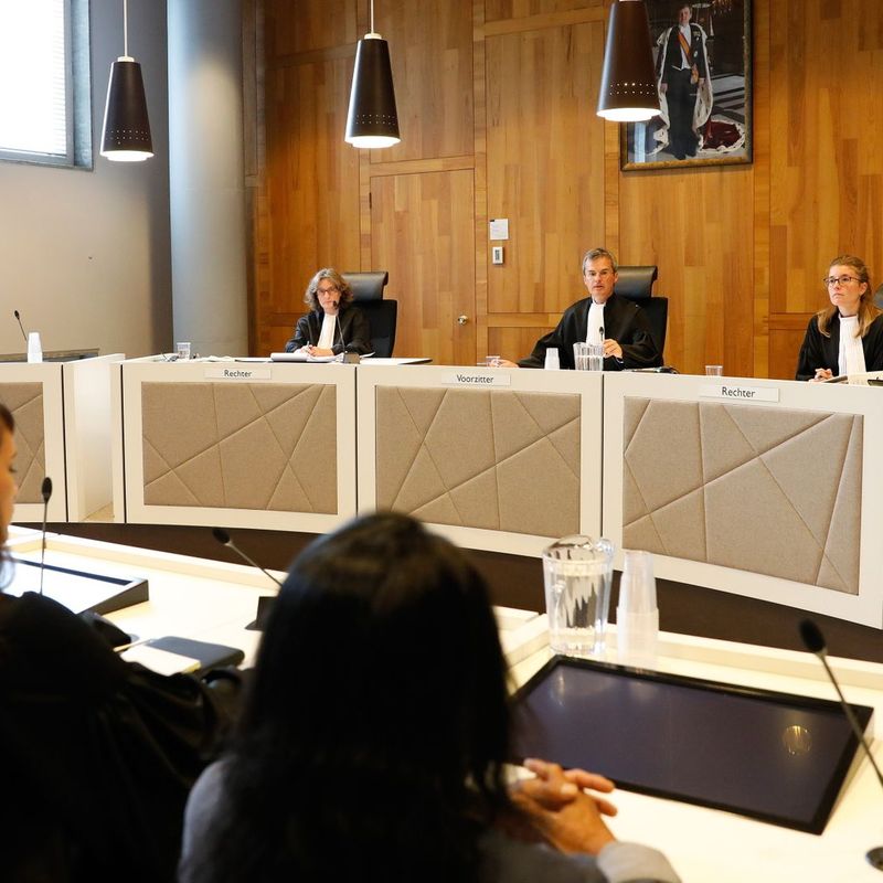 Pleidooien over treinkaping De Punt te volgen via livestream - RTV Drenthe