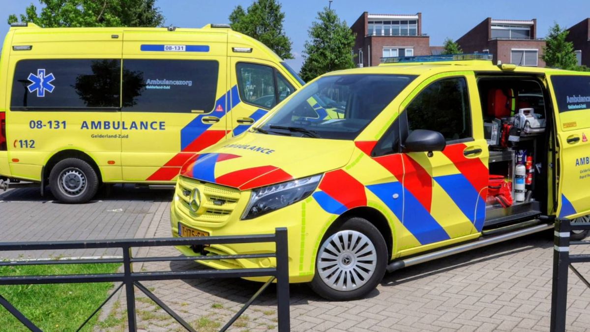 Jongen (9) op fatbike gewond na botsing op kruising - Omroep Gelderland