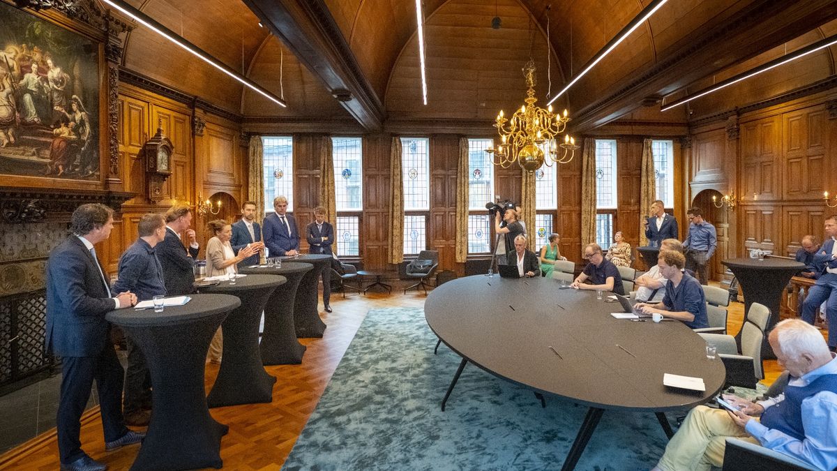 Groningen krijgt drie nieuwe bestuurders waarvan één nu al excuses ...