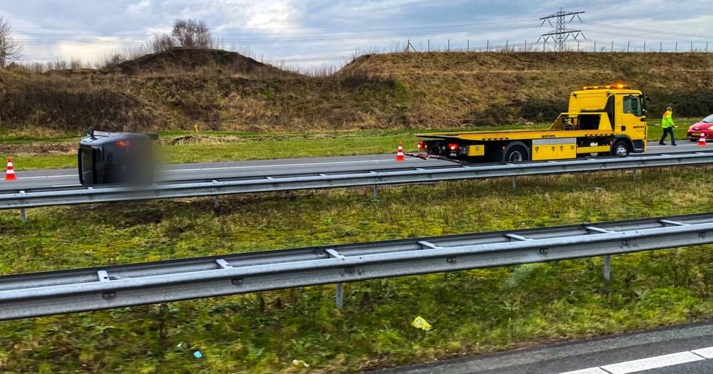 File op A50 na ongeluk - Omroep Gelderland