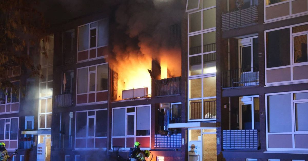 Dode na ontploffing en brand in flat Ede - Omroep Gelderland
