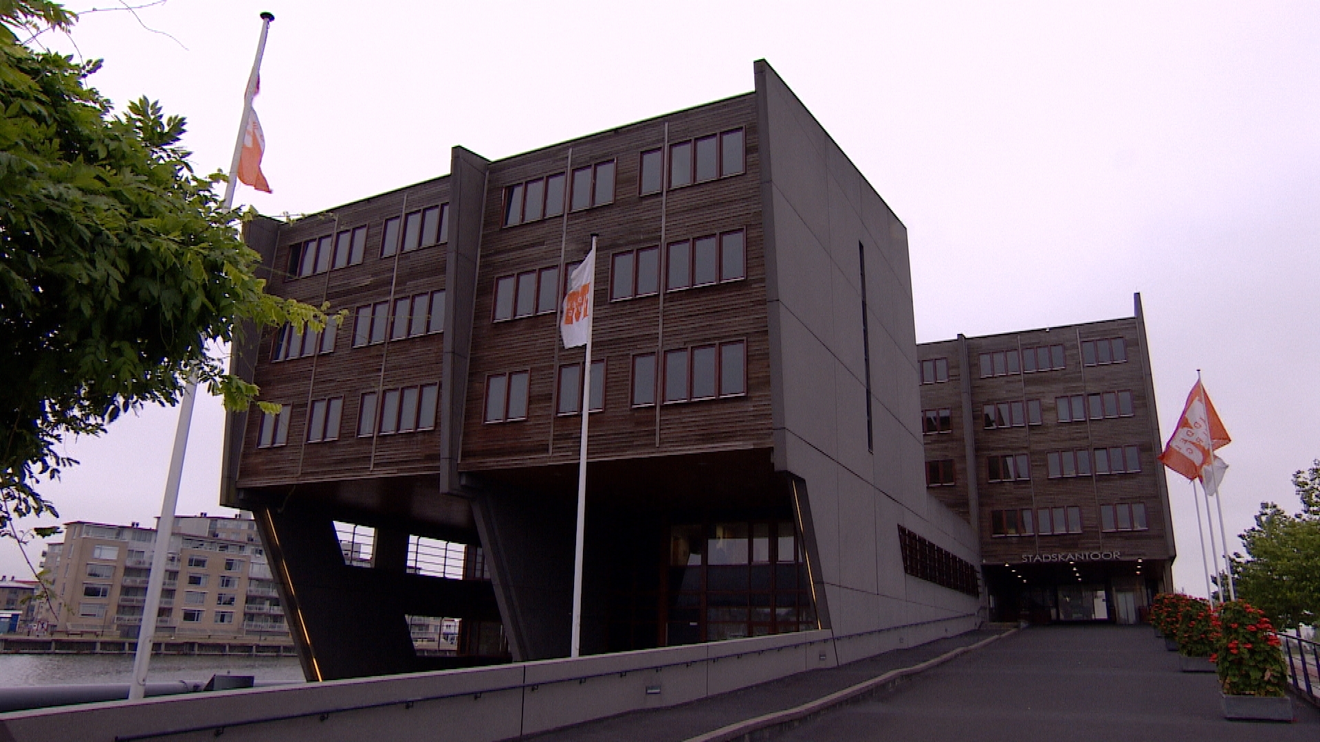 Gemeentesecretaris Middelburg met onmiddellijke ingang geschorst ...