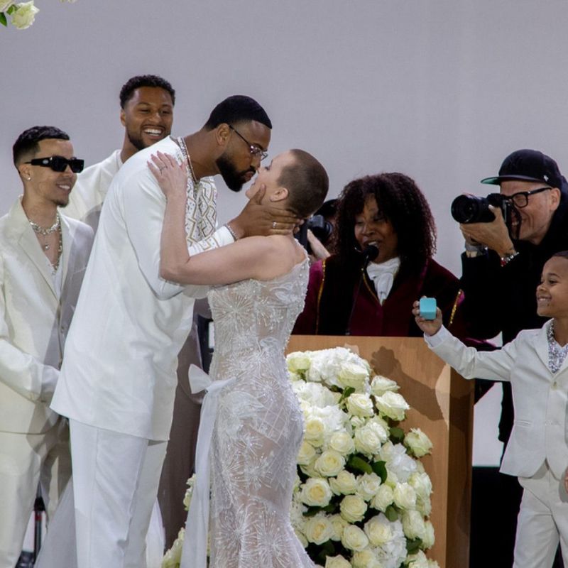 Anouk is officieel Somebody's Wife: zangeres is getrouwd op het ...