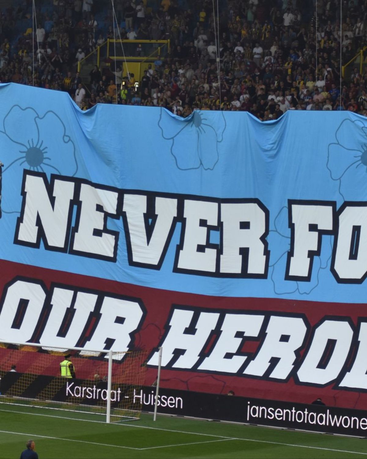 Volle bak in GelreDome, Vitesse maakt zich op voor Airbornewedstrijd ...