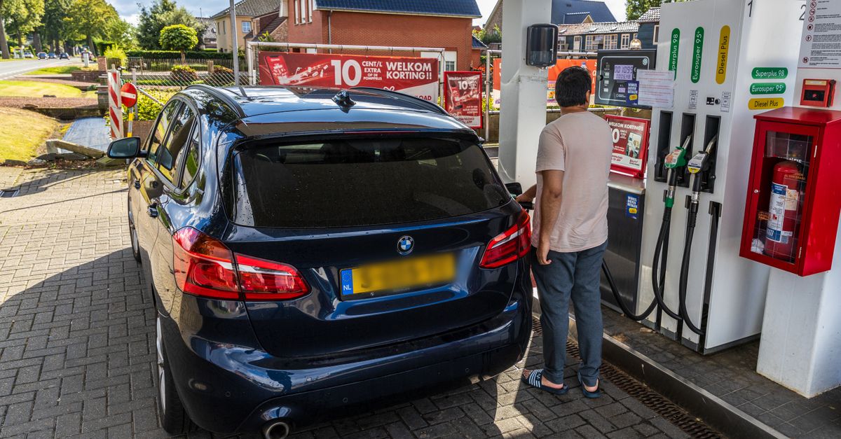 Verschil met Belgische benzineprijs naar record: 65 cent per liter - L1 ...